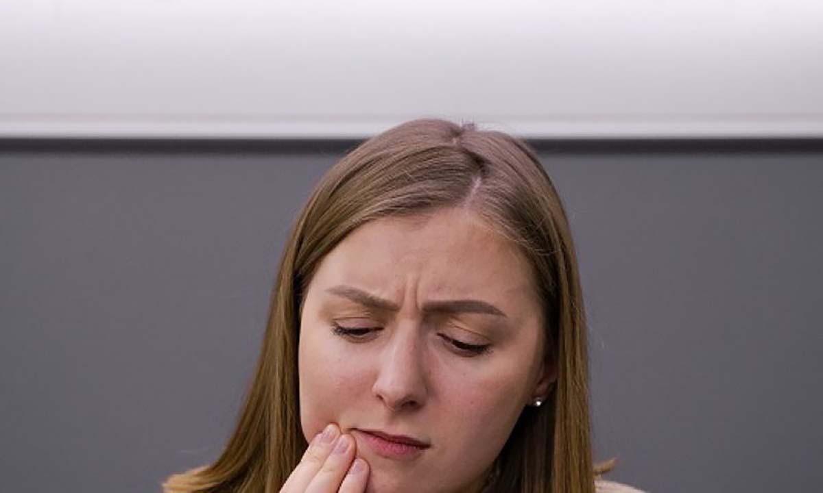 What is an Abscessed Tooth? - Desert Lake Family Dentistry