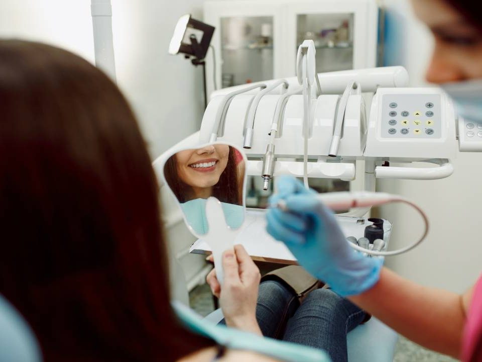 What is the 3 Finger Test for TMJ? | Desert Lake Family Dentistry